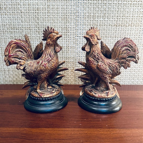 Vintage | Accents | Hpvtg 202 Set Of 2 Red Gold Rustic Rooster Resin ...